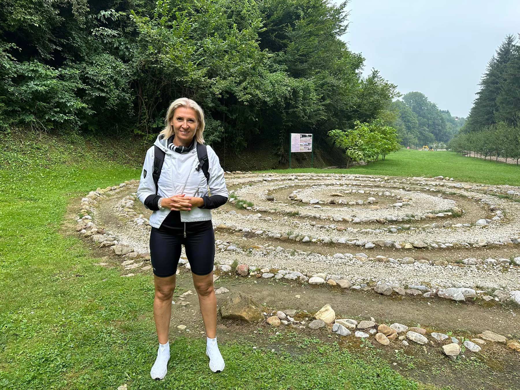 Visoko s Tanjo Skaza